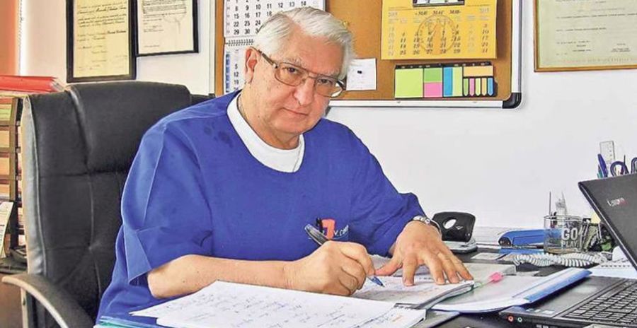 Idegsebész: “Az olvasás, a csokoládé, a jó zene vagy egy könnyed ... Idegsebész: “Az olvasás, a csokoládé, a jó zene vagy egy könnyed ...